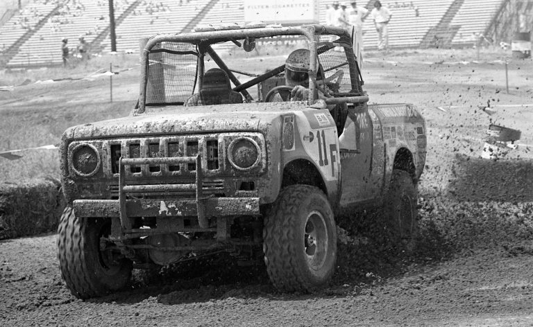 Scout Racing: When Super Scout™ Racers Conquered the Desert – Scout ...